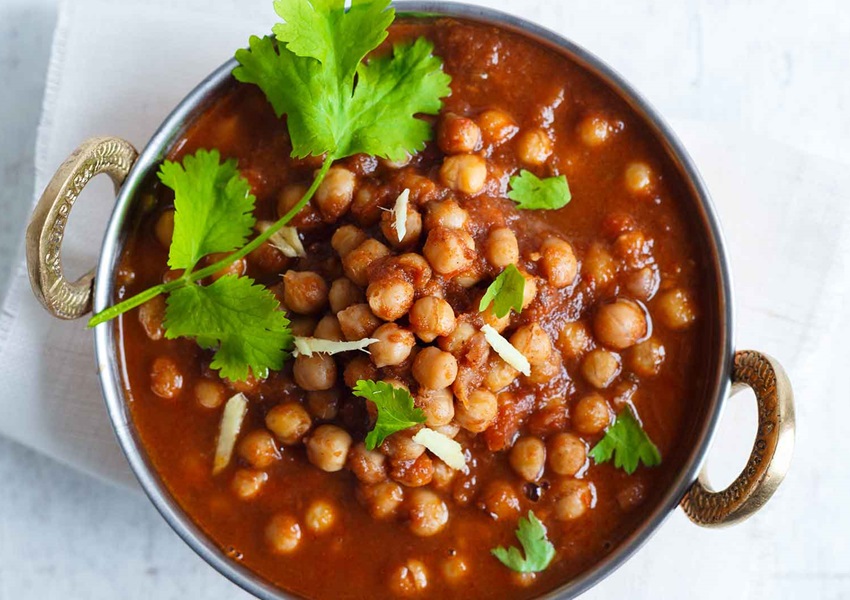 ಪಂಜಾಬಿ ಛೋಲೆ ಮಾಡೋದು ಹೇಗೆ ಗೊತ್ತಾ..? ಇಲ್ಲಿದೆ ನೋಡಿ ರೆಸಿಪಿ.. - Karnataka TV